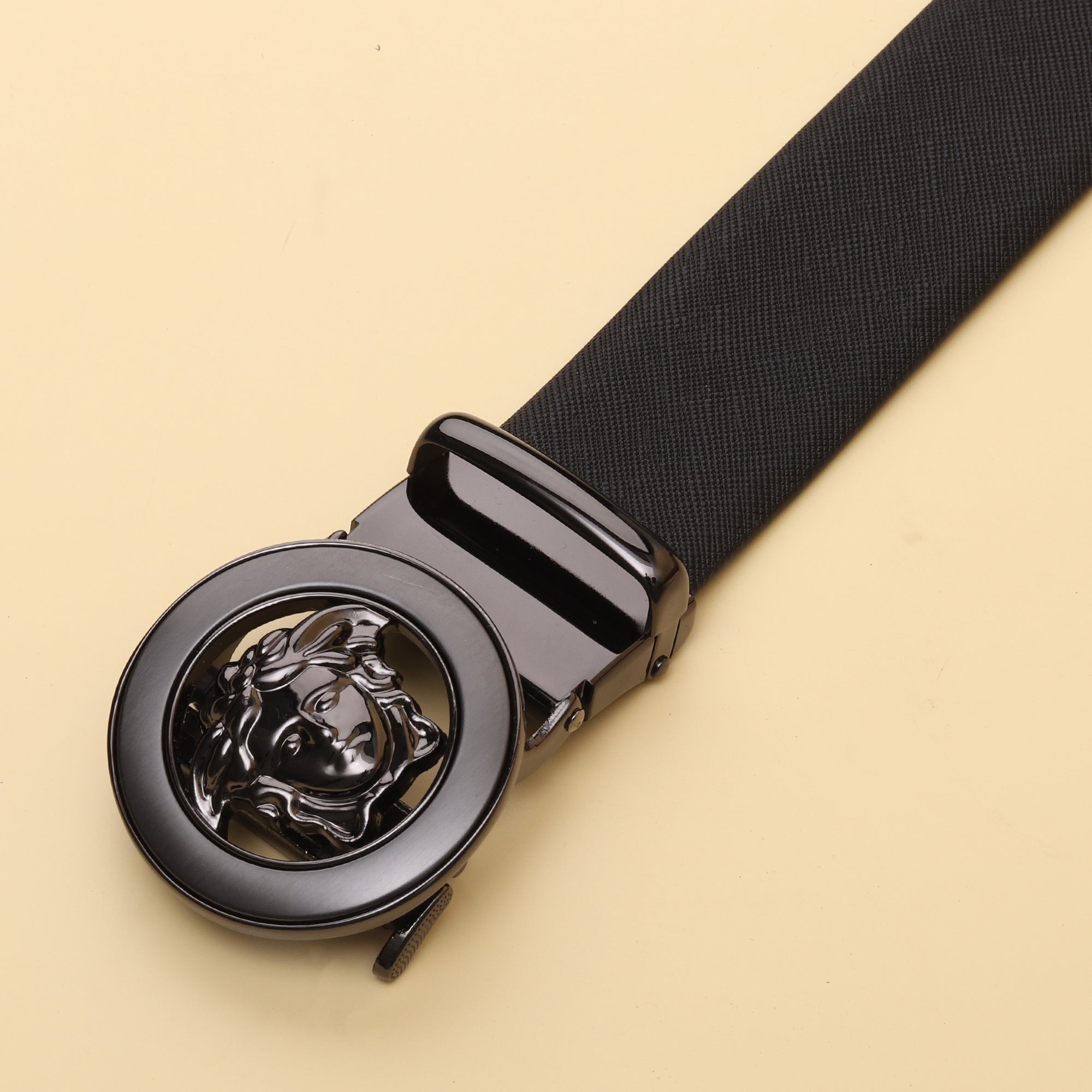 Medusa Buckle Belt – ALANKRIT